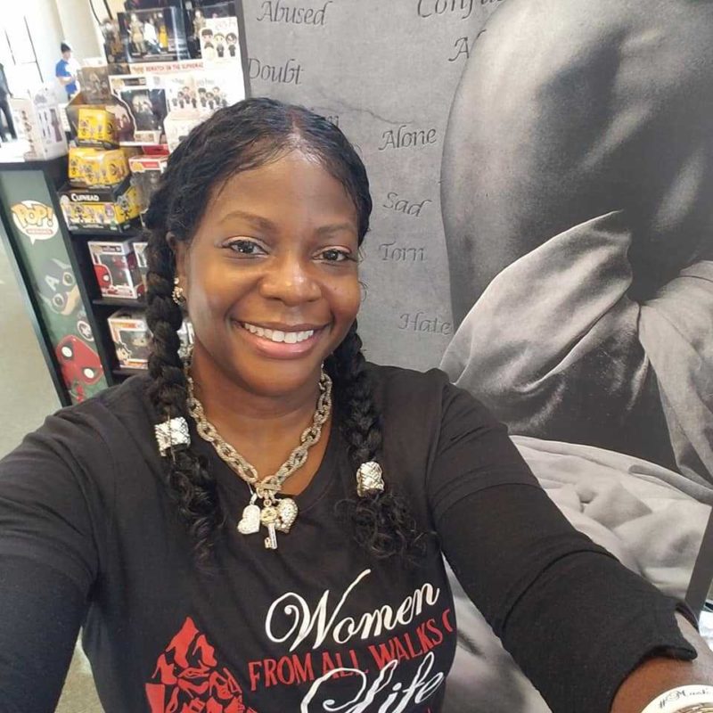 Meet Shawnette ~ S.H.E.